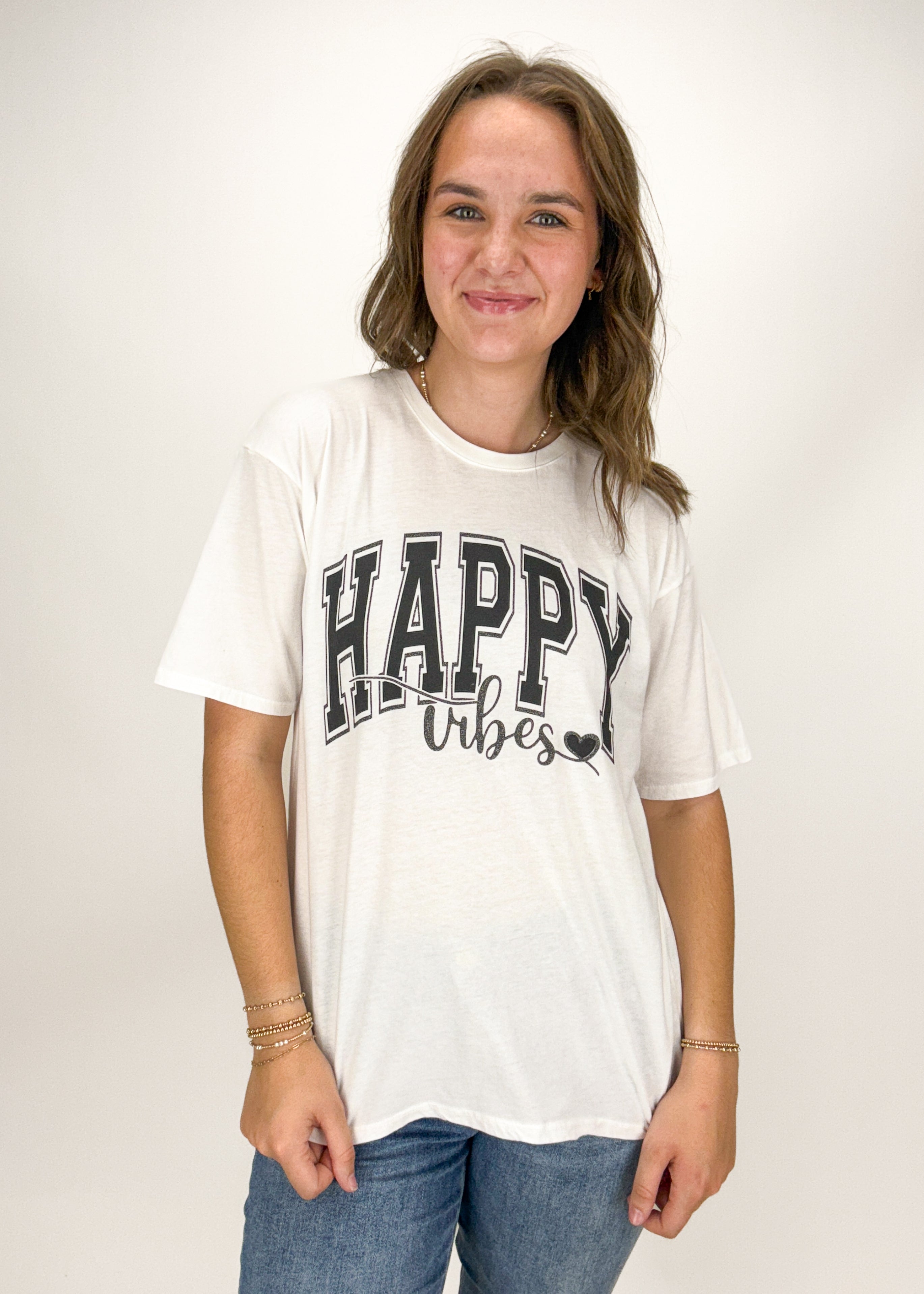 Women's Black and White Happy Vibes Graphic Tee – June & Beyond Boutique